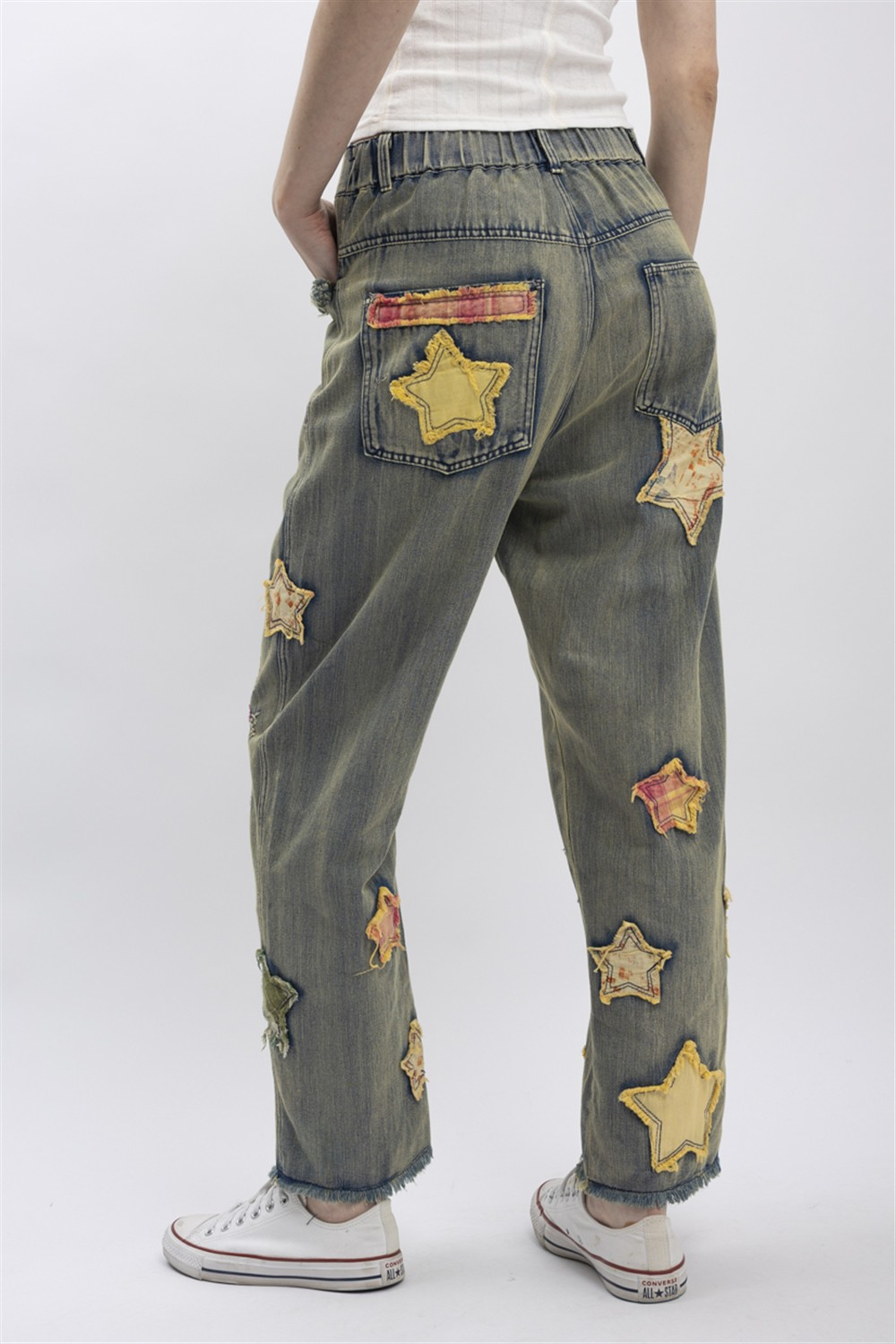 Blue velvet star patch jeans – Bella Vita Unique Boutique